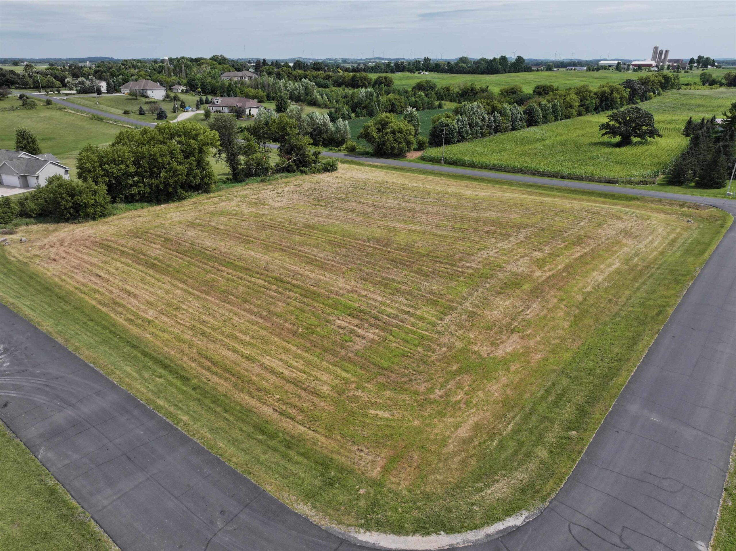 MAPLE RIDGE 15 FOND DU LAC WI 54937-9004 - Adashun Jones