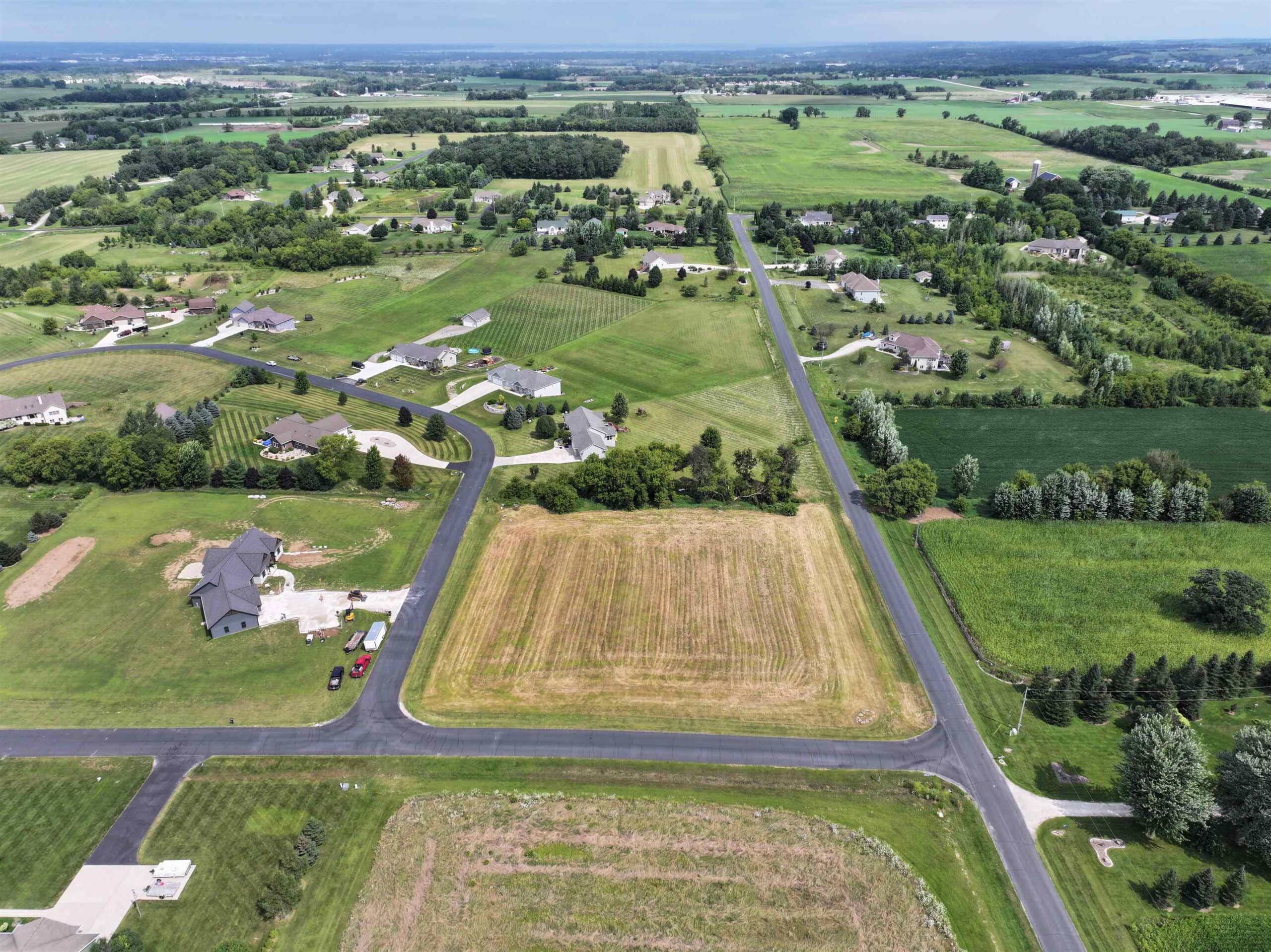 MAPLE RIDGE 15 FOND DU LAC WI 54937-9004 - Adashun Jones