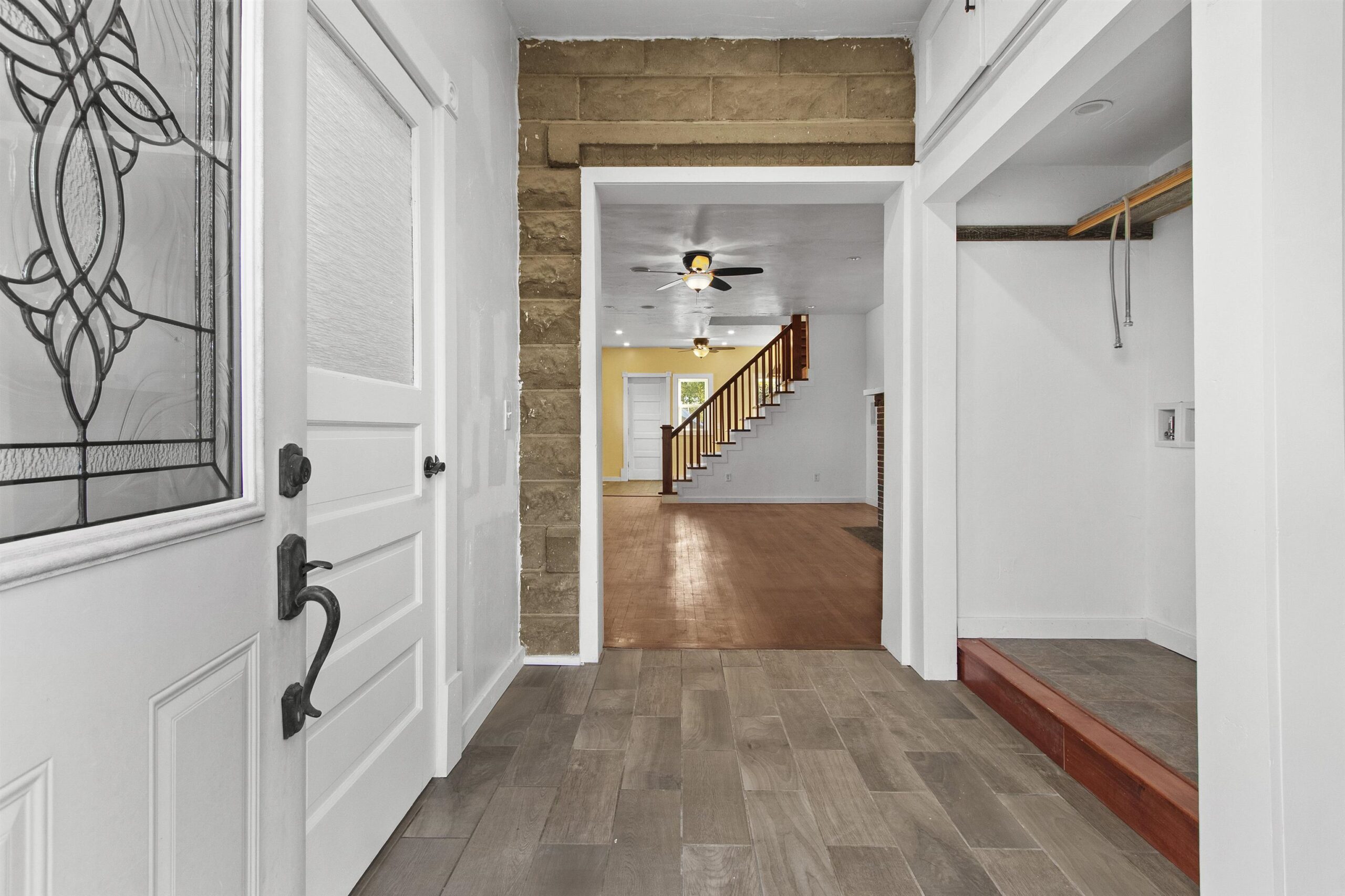 339 MAIN W LENA WI 54139 - Adashun Jones