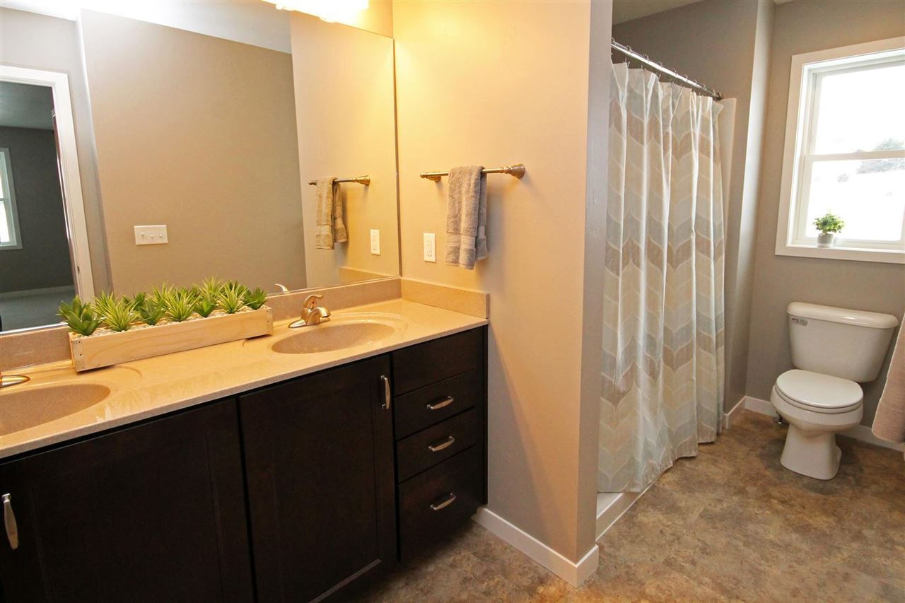 DUKE Street BROWNSVILLE WI 53006 - Adashun Jones